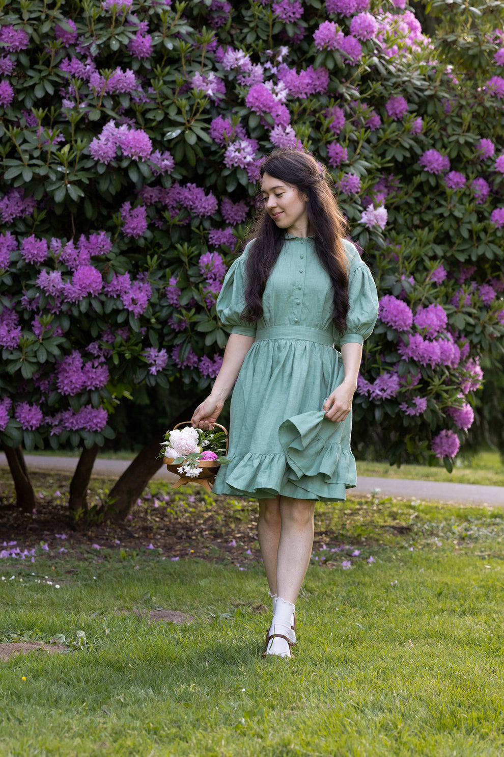 Mini Meg linen dress with ruffles – LittleWomenAtelier