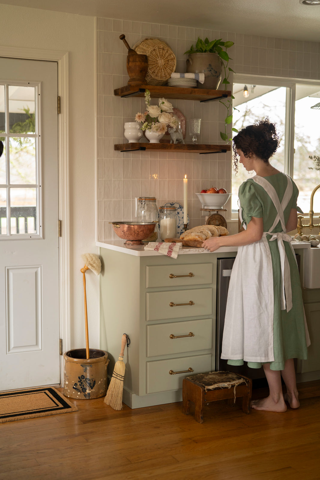 Linen Pinafores – LittleWomenAtelier