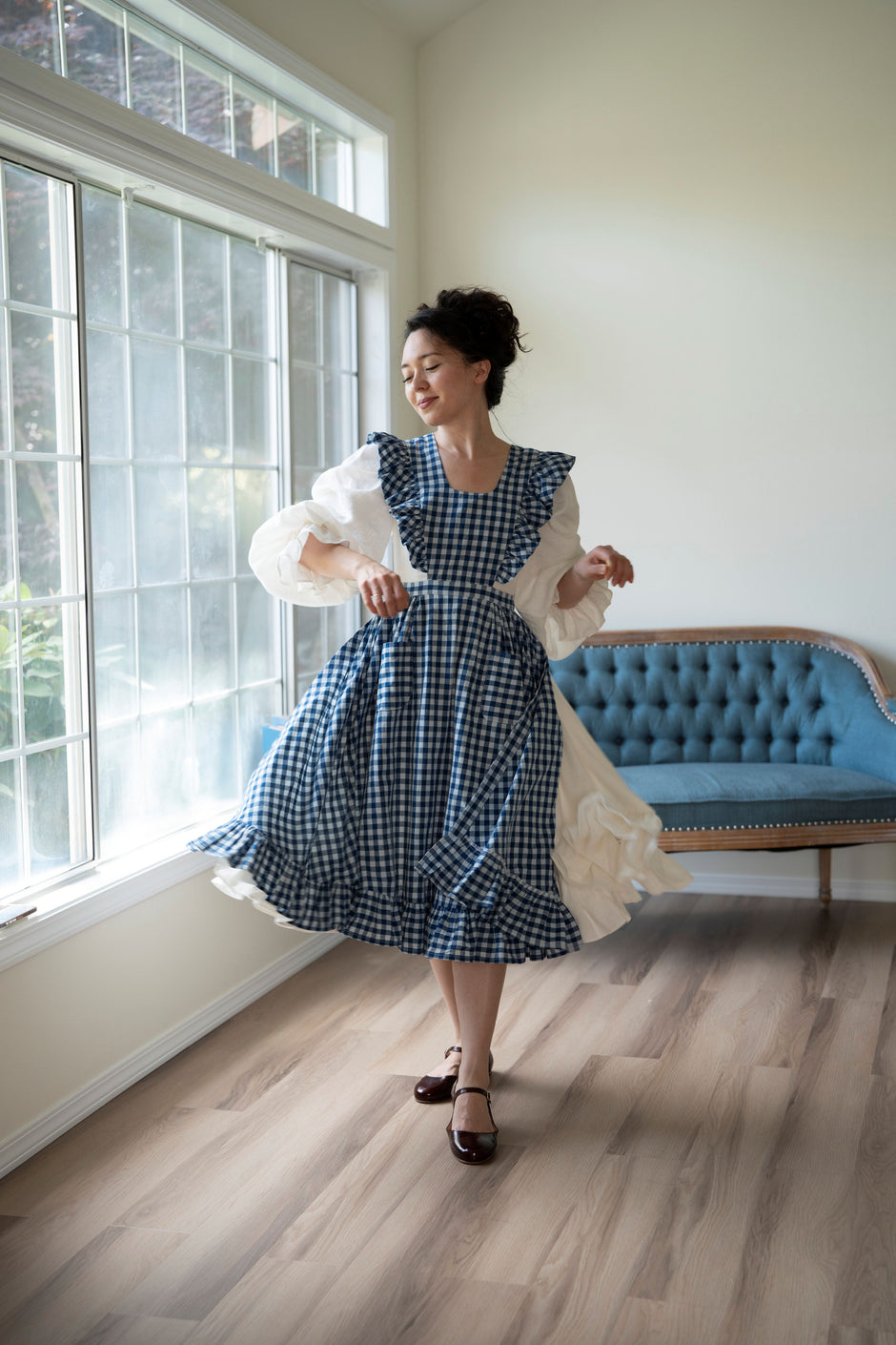 Linen Pinafores – LittleWomenAtelier